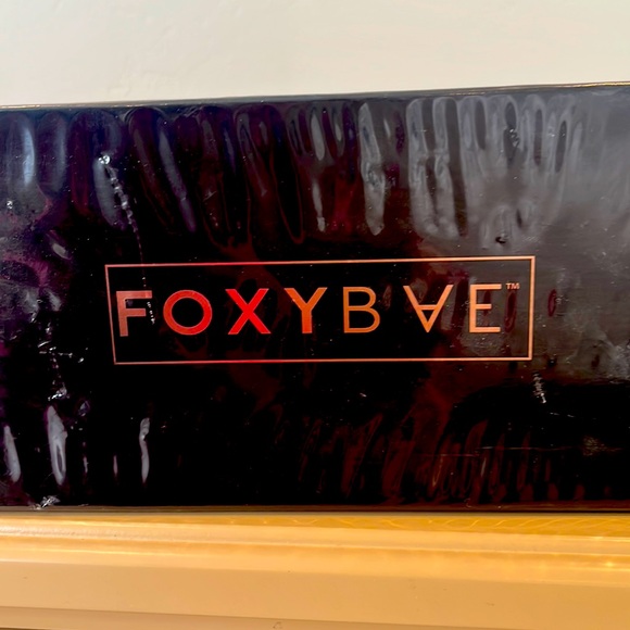 foxybae | Hair | Foxy Bae Blow Out Dryer Brush | Poshmark